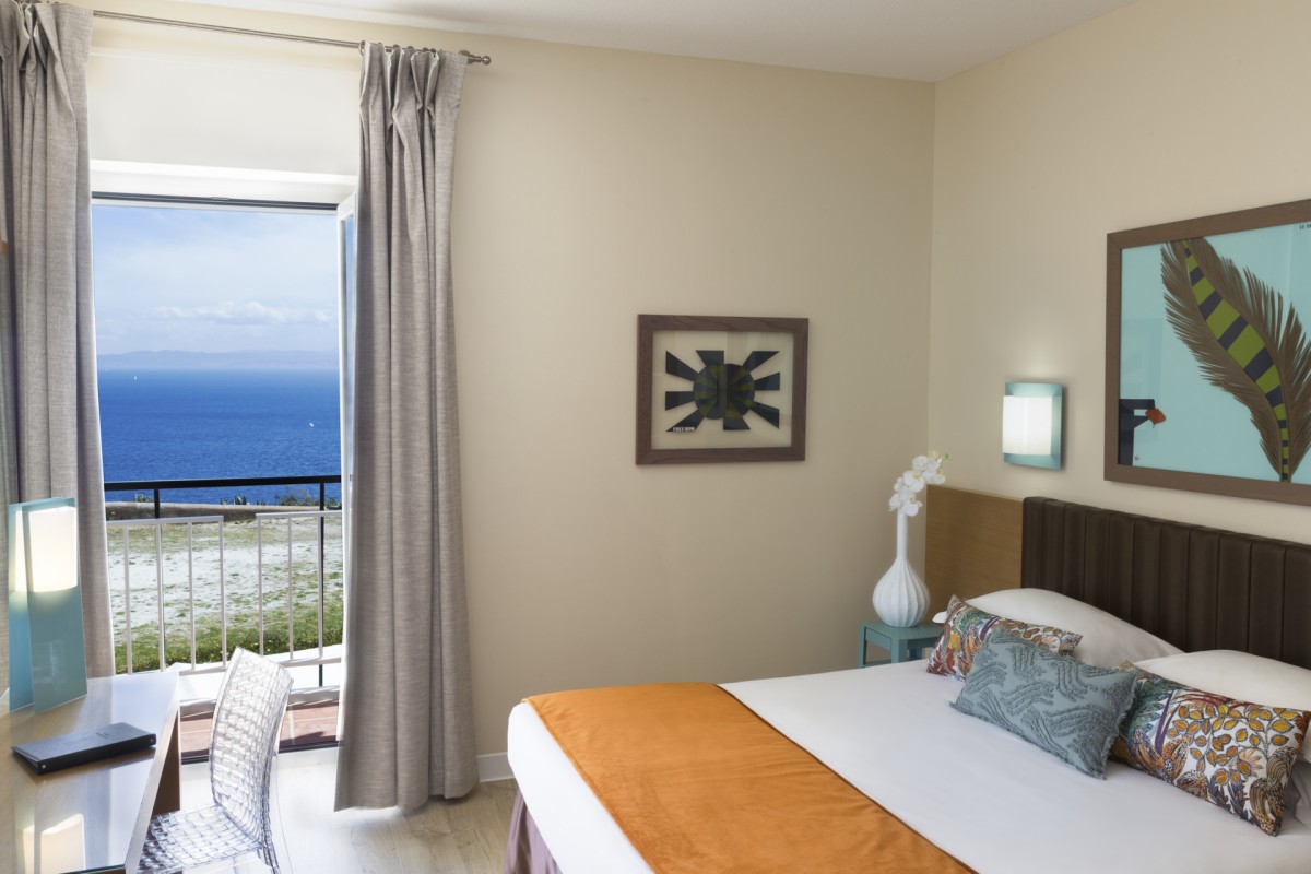 Santa Teresa Hotel, Bonifacio - CORSICA - Travered: Hotel & Residence ... Santa Teresa Hotel, Bonifacio - CORSICA - Travered: Hotel & Residence ...